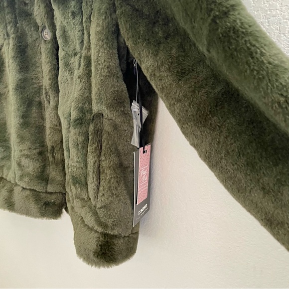 Ci Sono | Jackets & Coats | Ci Sono Olive Green Faux Fur Jacket Nwt ...